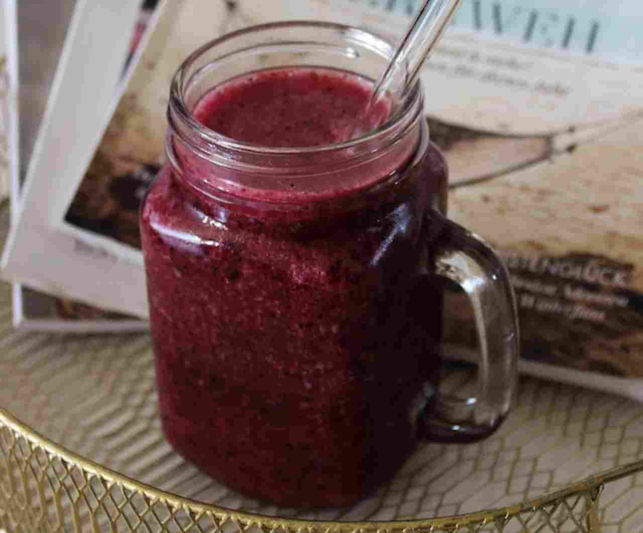 Beetroot Juice: 10 Reasons to Drink It for a Healthy Morning - Buddy ...